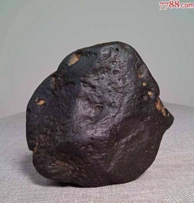 镇江天然玻璃陨石鉴定 中科商务网